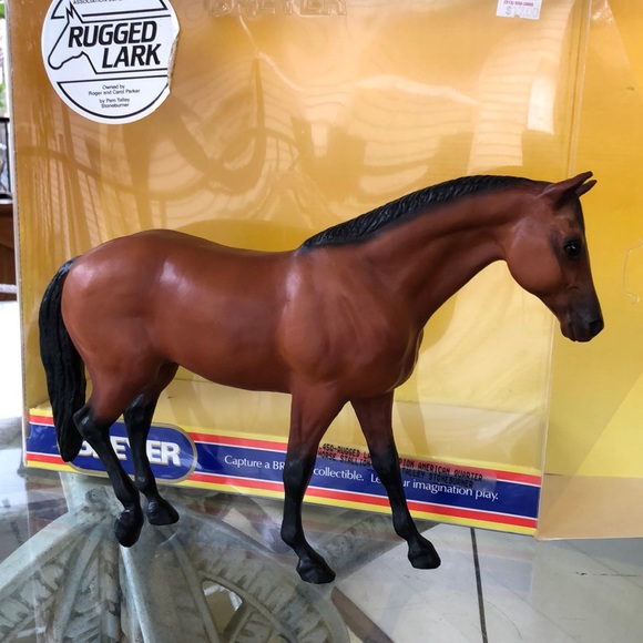 Breyer | Accents | Breyer Rugged Lark 45 Quarter Horse Stallion ...